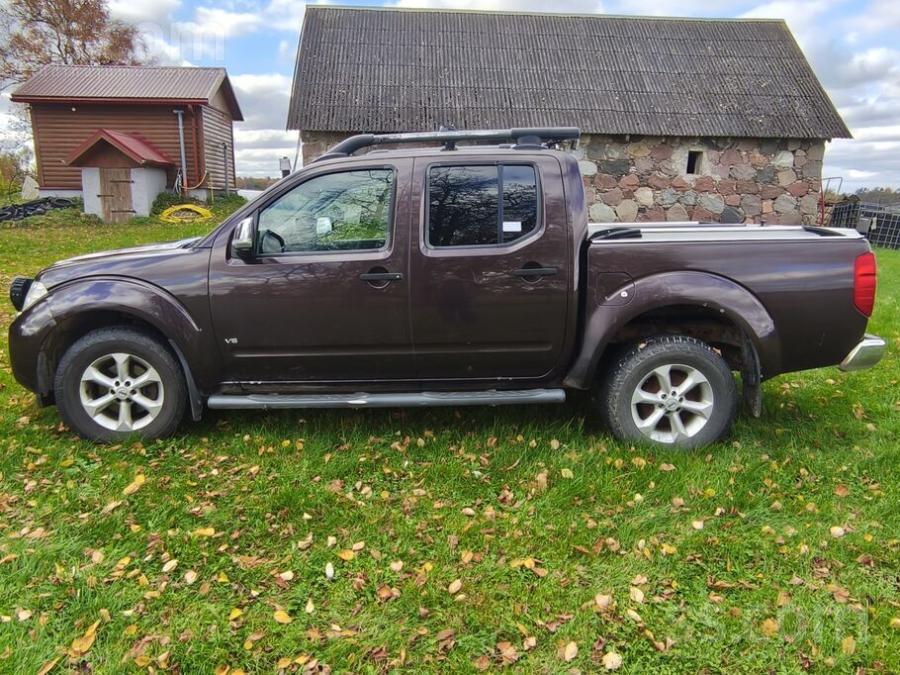 Brūns Nissan Navara 2011 Preiļi, ar dzinēja tilpumu 3.00 L un nobraukumu 449 tūkst. km par 7500 €, foto 14 vietnē AUTOMOTO.COM.LV
