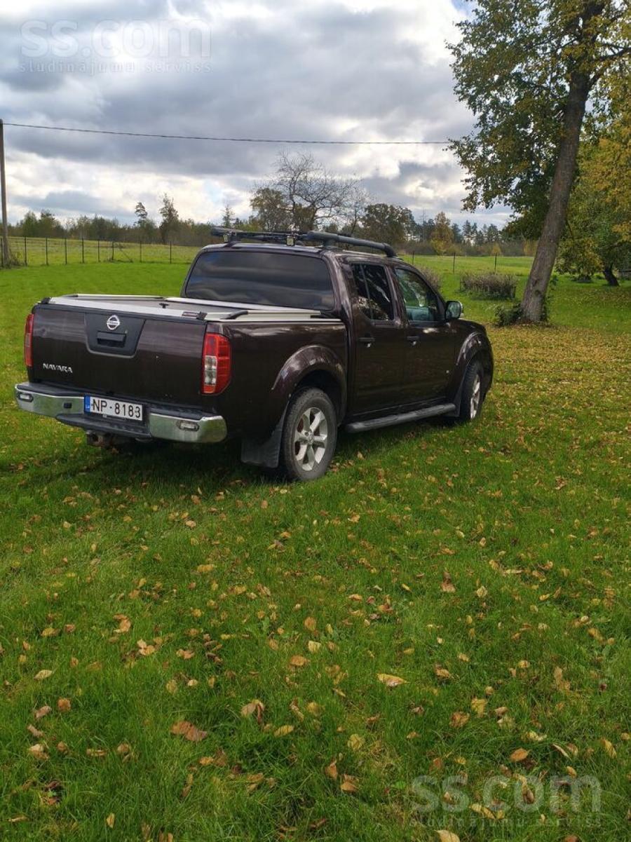 Brūns Nissan Navara 2011 Preiļi, ar dzinēja tilpumu 3.00 L un nobraukumu 449 tūkst. km par 7500 €, foto 17 vietnē AUTOMOTO.COM.LV