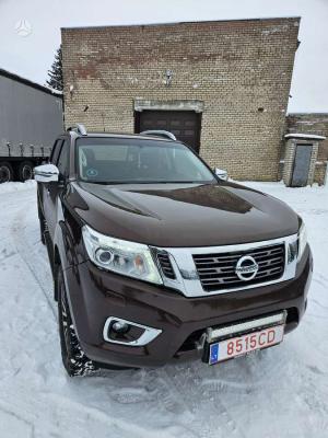 Brūns Nissan Navara 2019 Telšiai, ar dzinēja tilpumu 2.30 L un nobraukumu 215 tūkst. km par 14600 €, foto 2 vietnē AUTOMOTO.COM.LV