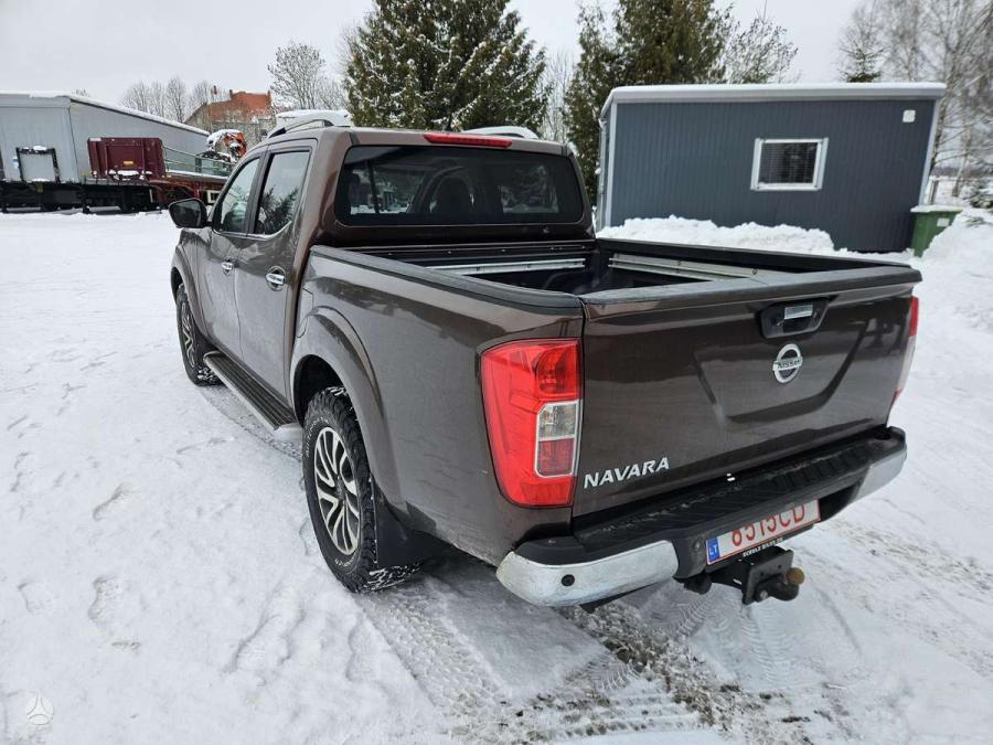 Brūns Nissan Navara 2019 Telšiai, ar dzinēja tilpumu 2.30 L un nobraukumu 215 tūkst. km par 14600 €, foto 10 vietnē AUTOMOTO.COM.LV