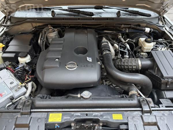Nissan Navara 2007 in Riga, with an engine capacity of 2.40 L and mileage of 0 thousand km for 8800 €, photo 9 on AUTOMOTO.COM.LV