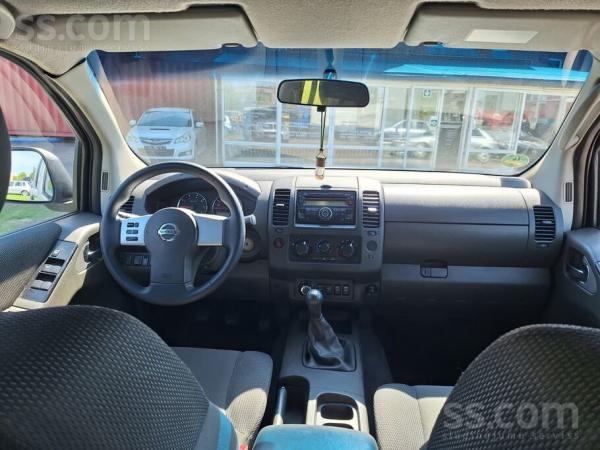 Nissan Navara 2012 Jelgava, ar dzinēja tilpumu 2.50 L un nobraukumu 230 tūkst. km par 8700 €, foto 10 vietnē AUTOMOTO.COM.LV