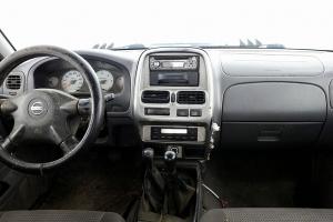 Zaļš Nissan Navara 2004 Tallina, ar dzinēja tilpumu 2.50 L un nobraukumu 374 tūkst. km par 999 €, foto 13 vietnē AUTOMOTO.COM.LV