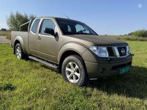 Green Nissan Navara 2005 in Sirvintos, with an engine capacity of 2.50 L and mileage of 216 thousand km for 4250 €, photo  on AUTOMOTO.COM.LV