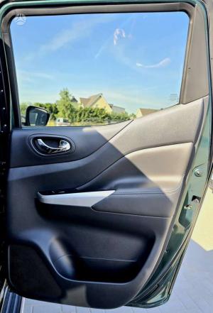 Zaļš Nissan Navara 2017 Tauragė, ar dzinēja tilpumu 2.30 L un nobraukumu 174 tūkst. km par 11450 €, foto 29 vietnē AUTOMOTO.COM.LV