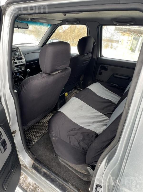 Pelēks Nissan Navara 2005 Liepāja, ar dzinēja tilpumu 2.50 L un nobraukumu 0 tūkst. km par 3650 €, foto 6 vietnē AUTOMOTO.COM.LV