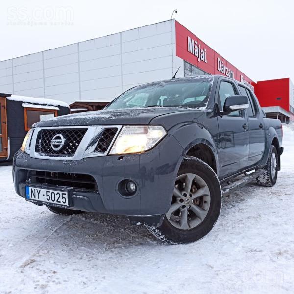 Grey Nissan Navara 2010 in Daugavpils, with an engine capacity of 2.50 L and mileage of 0 thousand km for 6300 €, photo 1 on AUTOMOTO.COM.LV