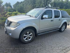 Серый Ниссан Навара 2011 в Таллин, объемом двигателя 2.50 л и пробегом 316 тыс. км за 6850 €, фото  на AUTOMOTO.COM.LV