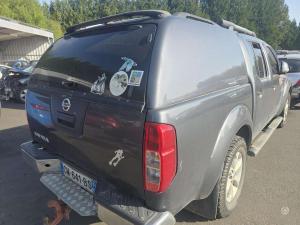 Pelēks Nissan Navara 2012 Tauragė, ar dzinēja tilpumu 2.50 L un nobraukumu 274 tūkst. km par 5300 €, foto 3 vietnē AUTOMOTO.COM.LV