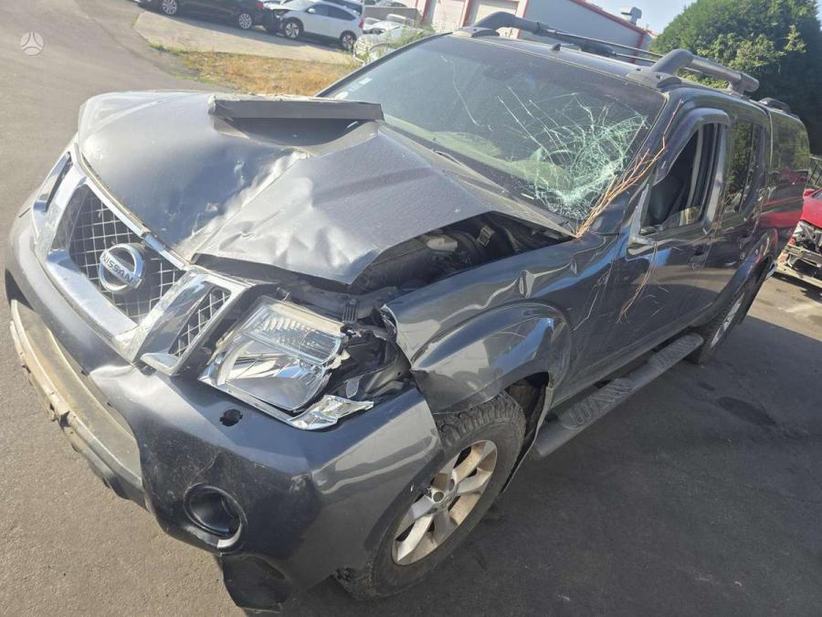 Pelēks Nissan Navara 2012 Tauragė, ar dzinēja tilpumu 2.50 L un nobraukumu 274 tūkst. km par 5300 €, foto 6 vietnē AUTOMOTO.COM.LV