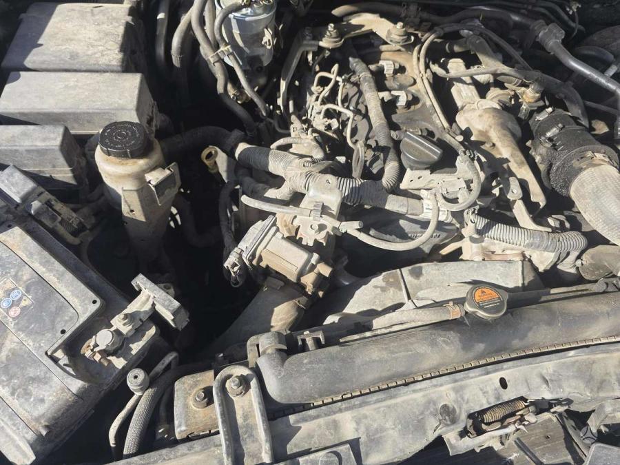 Pelēks Nissan Navara 2012 Tauragė, ar dzinēja tilpumu 2.50 L un nobraukumu 274 tūkst. km par 5300 €, foto 9 vietnē AUTOMOTO.COM.LV