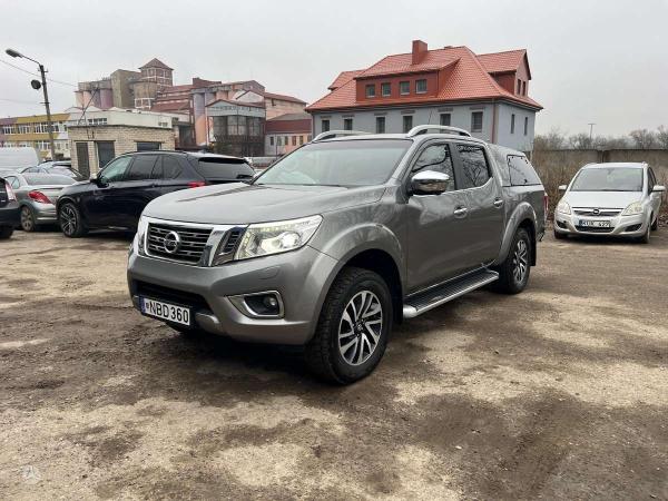 Grey Nissan Navara 2016 in Kaunas, with an engine capacity of 2.30 L and mileage of 236 thousand km for 11900 €, photo 1 on AUTOMOTO.COM.LV