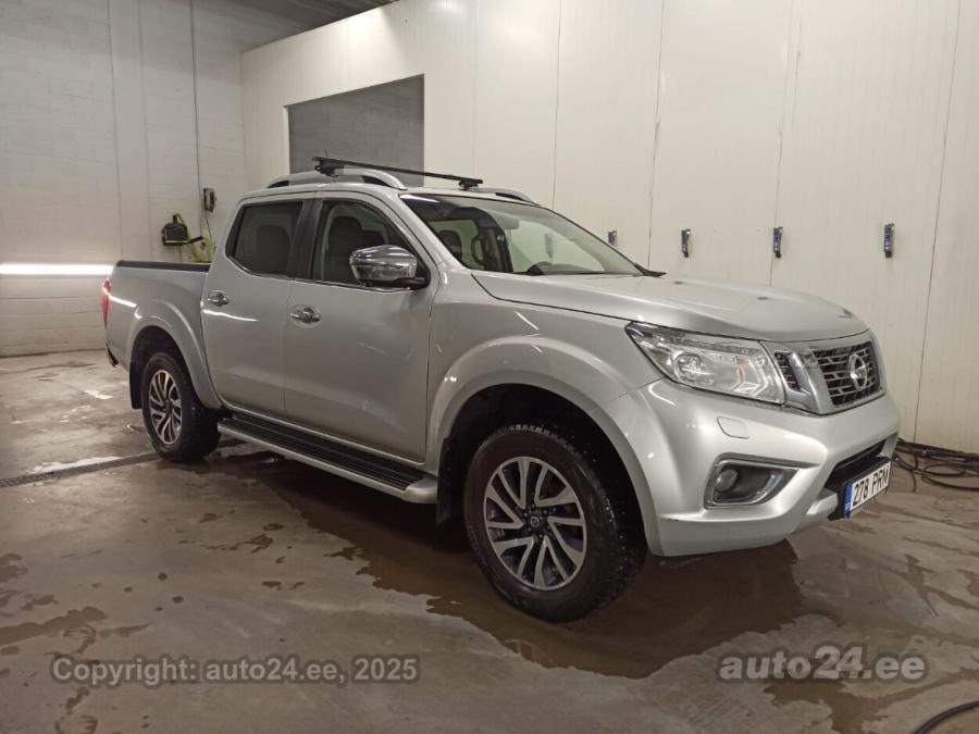 Pelēks Nissan Navara 2016 Tallina, ar dzinēja tilpumu 2.30 L un nobraukumu 313 tūkst. km par 12250 €, foto 1 vietnē AUTOMOTO.COM.LV