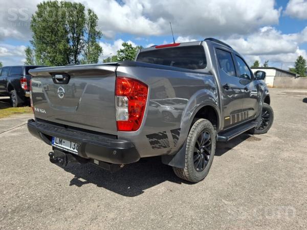 Grey Nissan Navara 2019 in Talsi, with an engine capacity of 2.30 L and mileage of 225 thousand km for 20800 €, photo 5 on AUTOMOTO.COM.LV