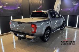 Grey Nissan Navara 2020 in Avizieniai, with an engine capacity of 2.30 L and mileage of 180 thousand km for 17950 €, photo 2 on AUTOMOTO.COM.LV
