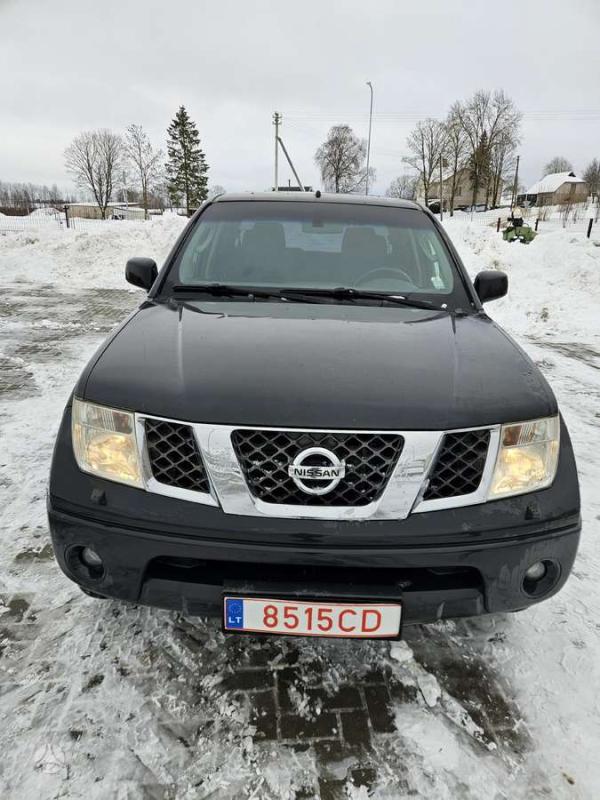 Grey Nissan Navara 2006 in Telschi, with an engine capacity of 2.50 L and mileage of 360 thousand km for 5700 €, photo 6 on AUTOMOTO.COM.LV