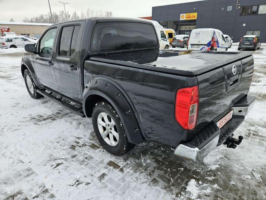 Pelēks Nissan Navara 2006 Telšiai, ar dzinēja tilpumu 2.50 L un nobraukumu 360 tūkst. km par 5700 €, foto 7 vietnē AUTOMOTO.COM.LV