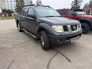 Grey Nissan Navara 2006 in Ogre, with an engine capacity of 2.50 L and mileage of 179 thousand km for 3750 €, photo 1 on AUTOMOTO.COM.LV