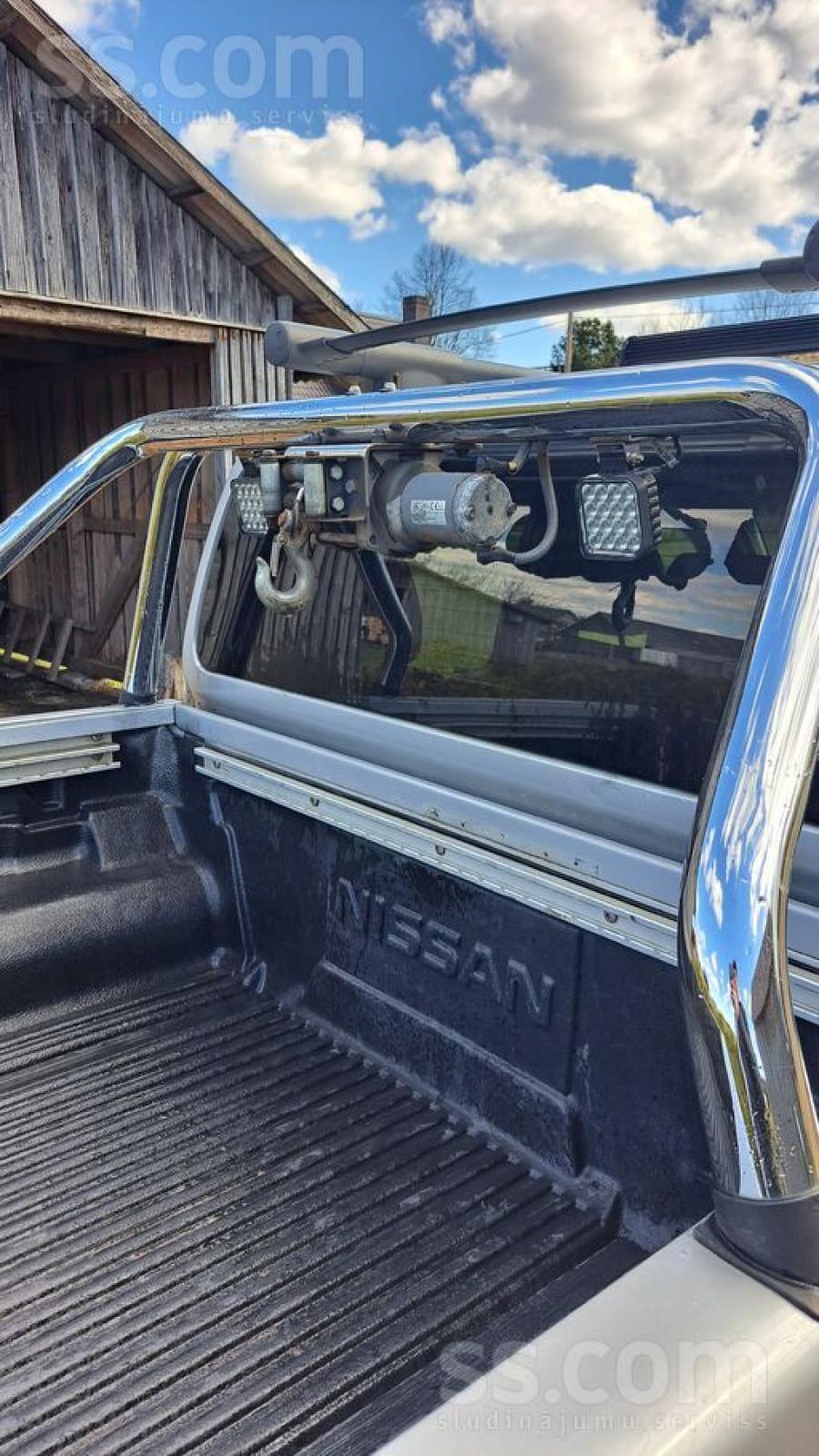 Pelēks Nissan Navara 2006 Gulbene, ar dzinēja tilpumu 2.50 L un nobraukumu 300 tūkst. km par 6700 €, foto 12 vietnē AUTOMOTO.COM.LV