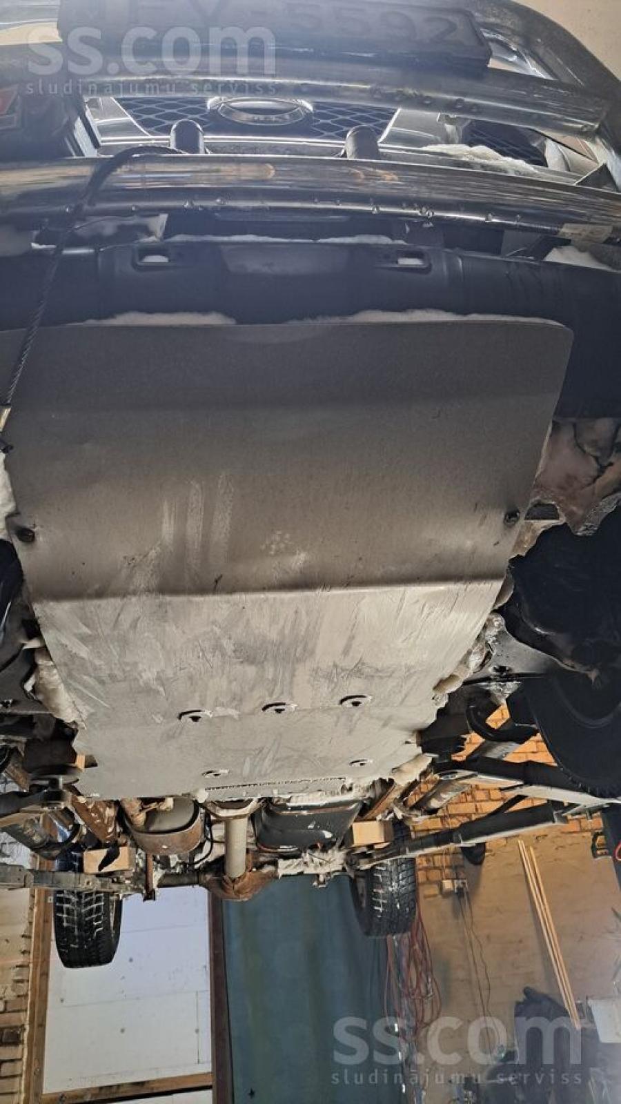 Pelēks Nissan Navara 2006 Gulbene, ar dzinēja tilpumu 2.50 L un nobraukumu 300 tūkst. km par 6700 €, foto 15 vietnē AUTOMOTO.COM.LV