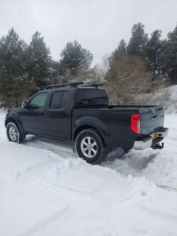 Grey Nissan Navara 2007 in Utena, with an engine capacity of 0.00 L and mileage of 125 thousand km for 4300 €, photo 6 on AUTOMOTO.COM.LV