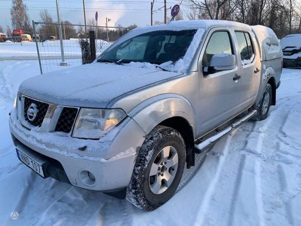 Pelēks Nissan Navara 2007 Rīga, ar dzinēja tilpumu 2.49 L un nobraukumu 220 tūkst. km par 4750 €, foto 2 vietnē AUTOMOTO.COM.LV