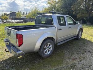 Pelēks Nissan Navara 2007 Pasvalys, ar dzinēja tilpumu 2.50 L un nobraukumu 285 tūkst. km par 4999 €, foto 4 vietnē AUTOMOTO.COM.LV