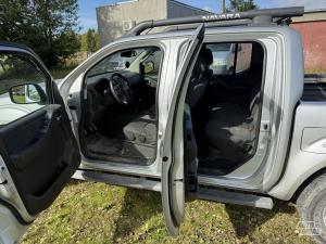 Pelēks Nissan Navara 2007 Pasvalys, ar dzinēja tilpumu 2.50 L un nobraukumu 285 tūkst. km par 4999 €, foto 8 vietnē AUTOMOTO.COM.LV