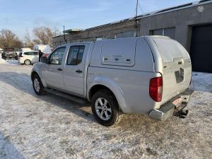 Pelēks Nissan Navara 2008 Pasvalys, ar dzinēja tilpumu 2.50 L un nobraukumu 315 tūkst. km par 5499 €, foto 5 vietnē AUTOMOTO.COM.LV