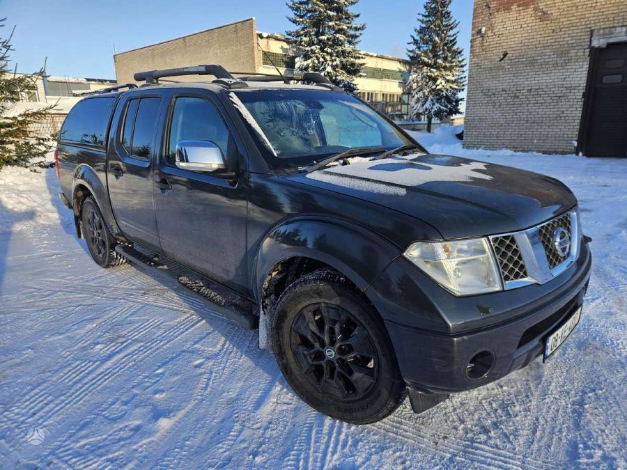 Pelēks Nissan Navara 2008 Telšiai, ar dzinēja tilpumu 2.50 L un nobraukumu 260 tūkst. km par 4600 €, foto 4 vietnē AUTOMOTO.COM.LV