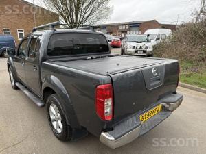 Pelēks Nissan Navara 2009 Rīga, ar dzinēja tilpumu 2.50 L un nobraukumu 225 tūkst. km par 4300 €, foto 4 vietnē AUTOMOTO.COM.LV