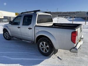 Pelēks Nissan Navara 2011 Viļņa, ar dzinēja tilpumu 2.50 L un nobraukumu 221 tūkst. km par 4900 €, foto 5 vietnē AUTOMOTO.COM.LV