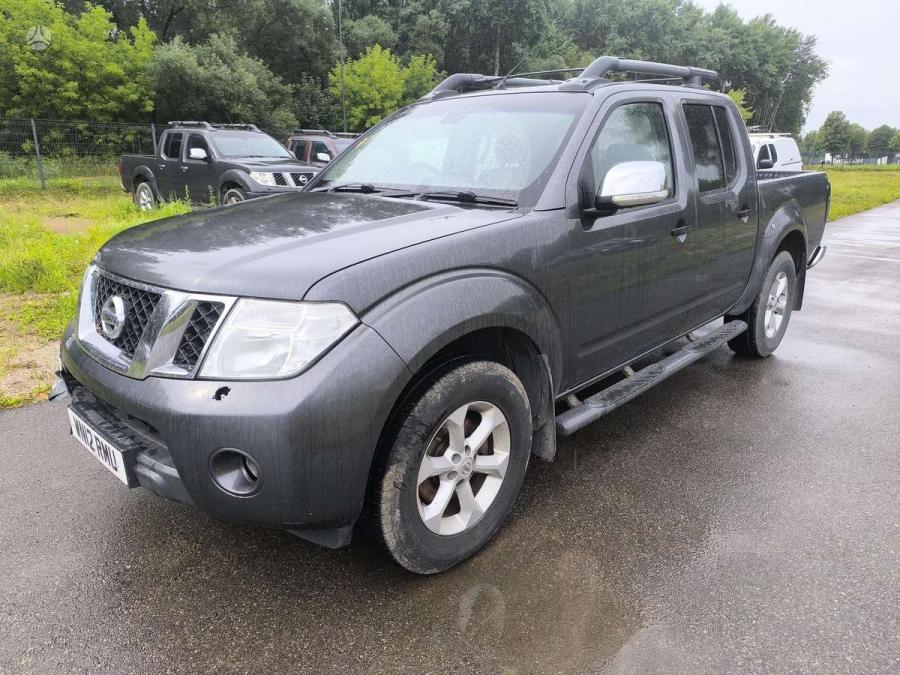 Pelēks Nissan Navara 2012 Kauņa, ar dzinēja tilpumu 2.50 L un nobraukumu 193 tūkst. km par 4500 €, foto 1 vietnē AUTOMOTO.COM.LV