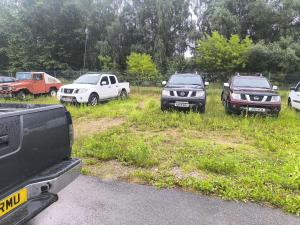 Pelēks Nissan Navara 2012 Kauņa, ar dzinēja tilpumu 2.50 L un nobraukumu 193 tūkst. km par 4500 €, foto 8 vietnē AUTOMOTO.COM.LV