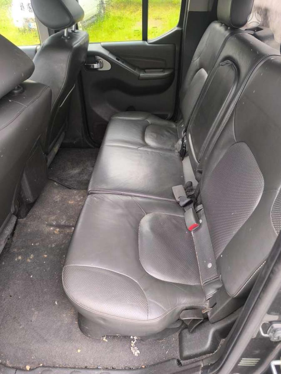 Pelēks Nissan Navara 2012 Kauņa, ar dzinēja tilpumu 2.50 L un nobraukumu 193 tūkst. km par 4500 €, foto 10 vietnē AUTOMOTO.COM.LV