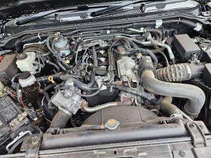 Grey Nissan Navara 2014 in Telschi, with an engine capacity of 2.50 L and mileage of 127 thousand km for 4800 €, photo 26 on AUTOMOTO.COM.LV