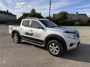 Grey Nissan Navara 2016 in Skaudvile, with an engine capacity of 2.30 L and mileage of 319 thousand km for 10900 €, photo 3 on AUTOMOTO.COM.LV