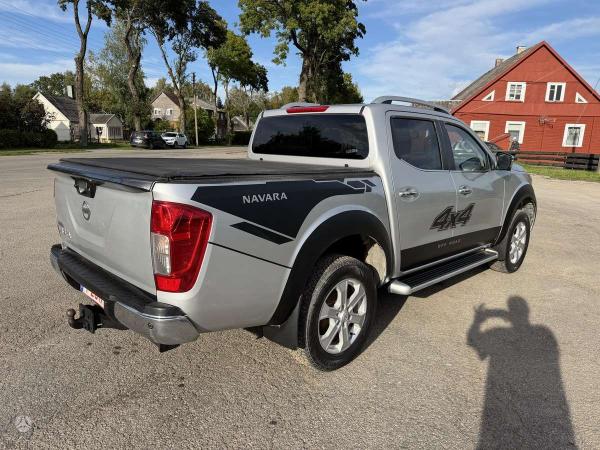 Nissan Navara 2016 in Skaudvile on AUTOMOTO.COM.LV Grey Nissan Navara 2016 in Skaudvile, with an engine capacity of 2.30 L and mileage of 319 thousand km for 10900 €, photo 6 on AUTOMOTO.COM.LV