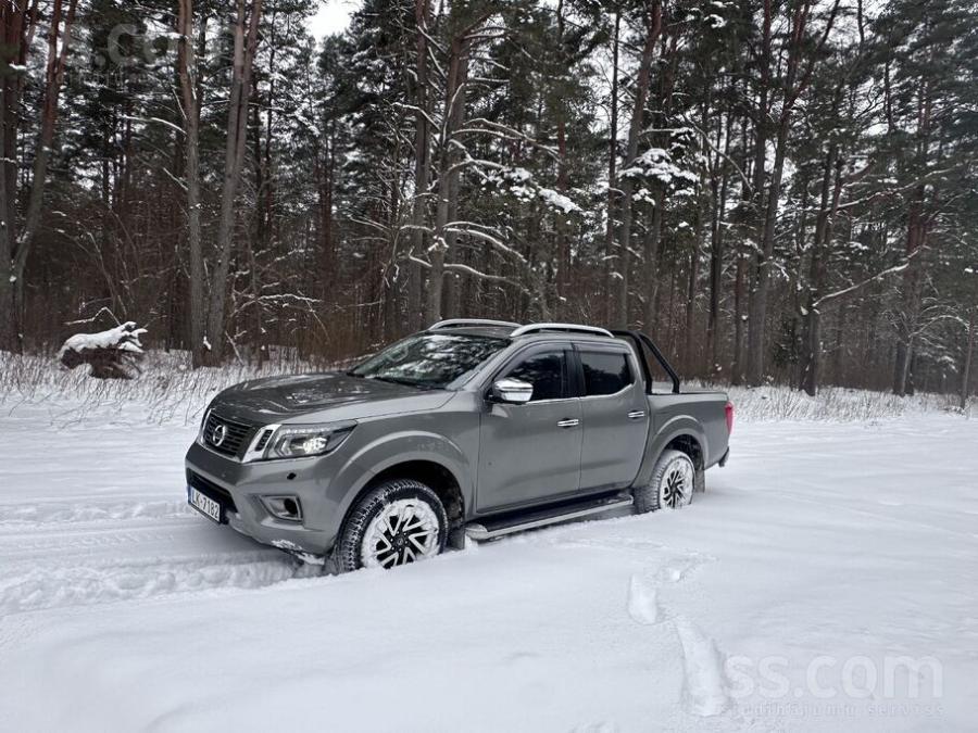 Pelēks Nissan Navara 2017 Talsi, ar dzinēja tilpumu 2.30 L un nobraukumu 216 tūkst. km par 14500 €, foto 6 vietnē AUTOMOTO.COM.LV
