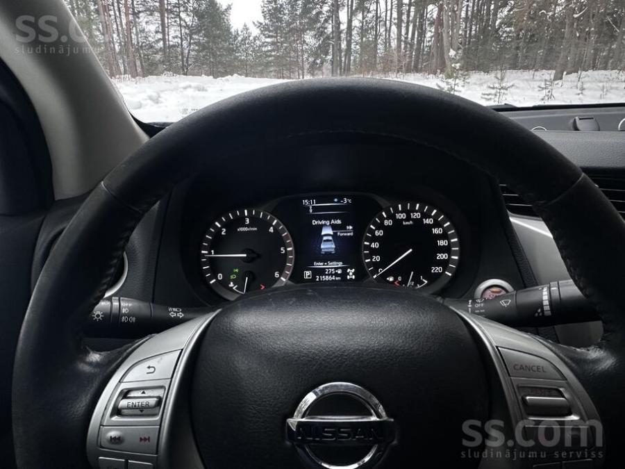 Pelēks Nissan Navara 2017 Talsi, ar dzinēja tilpumu 2.30 L un nobraukumu 216 tūkst. km par 14500 €, foto 8 vietnē AUTOMOTO.COM.LV