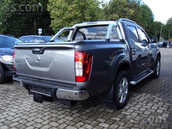Grey Nissan Navara 2019 in Riga, with an engine capacity of 2.30 L and mileage of 102 thousand km for 24000 €, photo 3 on AUTOMOTO.COM.LV