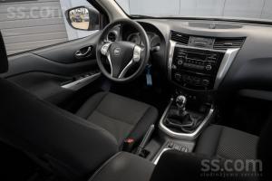 Pelēks Nissan Navara 2021 Jelgava, ar dzinēja tilpumu 2.30 L un nobraukumu 147 tūkst. km par 21200 €, foto 9 vietnē AUTOMOTO.COM.LV