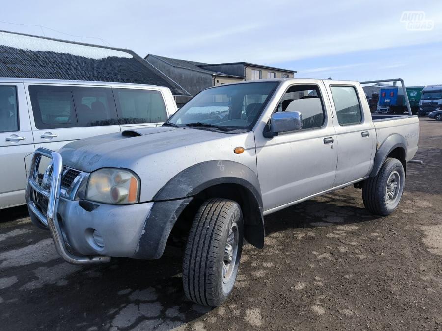 Nissan Navara 1999 in Radviliskis, with an engine capacity of 2.50 L and mileage of 350 thousand km for 3000 €, photo 4 on AUTOMOTO.COM.LV