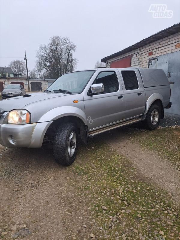Nissan Navara 2003 Jelgava, ar dzinēja tilpumu 2.50 L un nobraukumu 315 tūkst. km par 4200 €, foto 1 vietnē AUTOMOTO.COM.LV