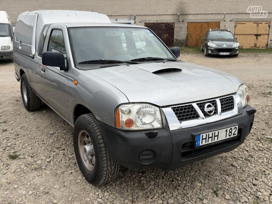 Nissan Navara 2005 in Siauliai, with an engine capacity of 2.50 L and mileage of 158 thousand km for 2300 €, photo 3 on AUTOMOTO.COM.LV