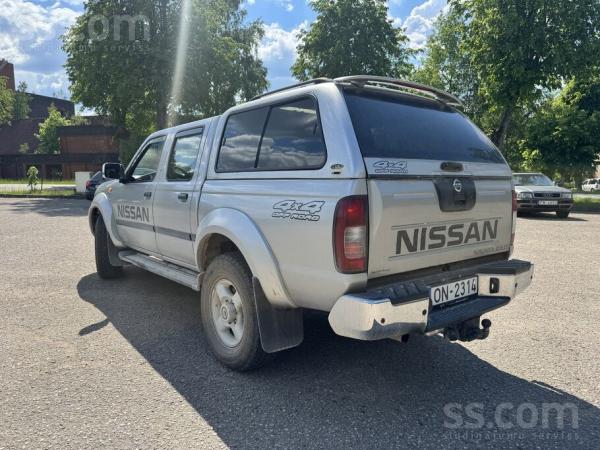 Ниссан Навара 2005 в Цесис, объемом двигателя 2.50 л и пробегом 297 тыс. км за 6800 €, фото 2 на AUTOMOTO.COM.LV