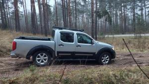 Nissan Navara 2006 in Riga, with an engine capacity of 2.50 L and mileage of 296 thousand km for 5950 €, photo 25 on AUTOMOTO.COM.LV