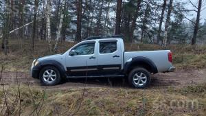Nissan Navara 2006 in Riga, with an engine capacity of 2.50 L and mileage of 296 thousand km for 5950 €, photo 26 on AUTOMOTO.COM.LV