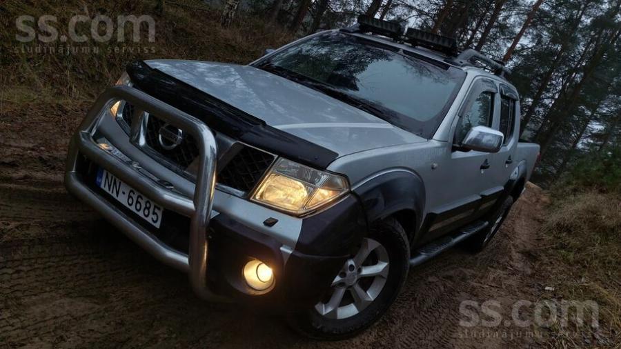 Nissan Navara 2006 in Riga, with an engine capacity of 2.50 L and mileage of 296 thousand km for 5950 €, photo 29 on AUTOMOTO.COM.LV