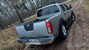 Nissan Navara 2006 in Riga, with an engine capacity of 2.50 L and mileage of 296 thousand km for 5950 €, photo 30 on AUTOMOTO.COM.LV